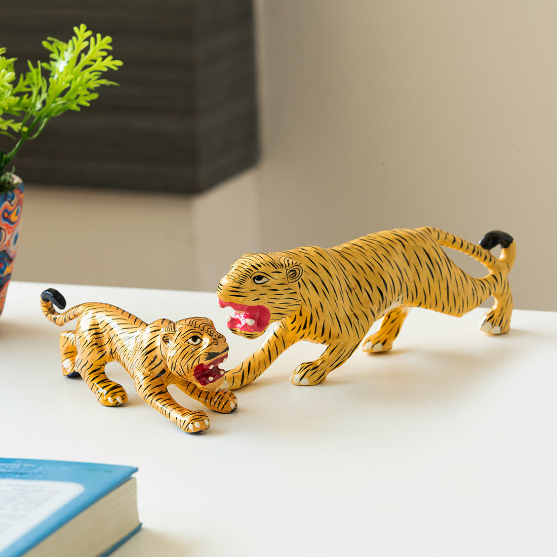 Meenakari 'Tiger & Cub' Decorative Showpiece Figurines (Set of 2, Meta ...